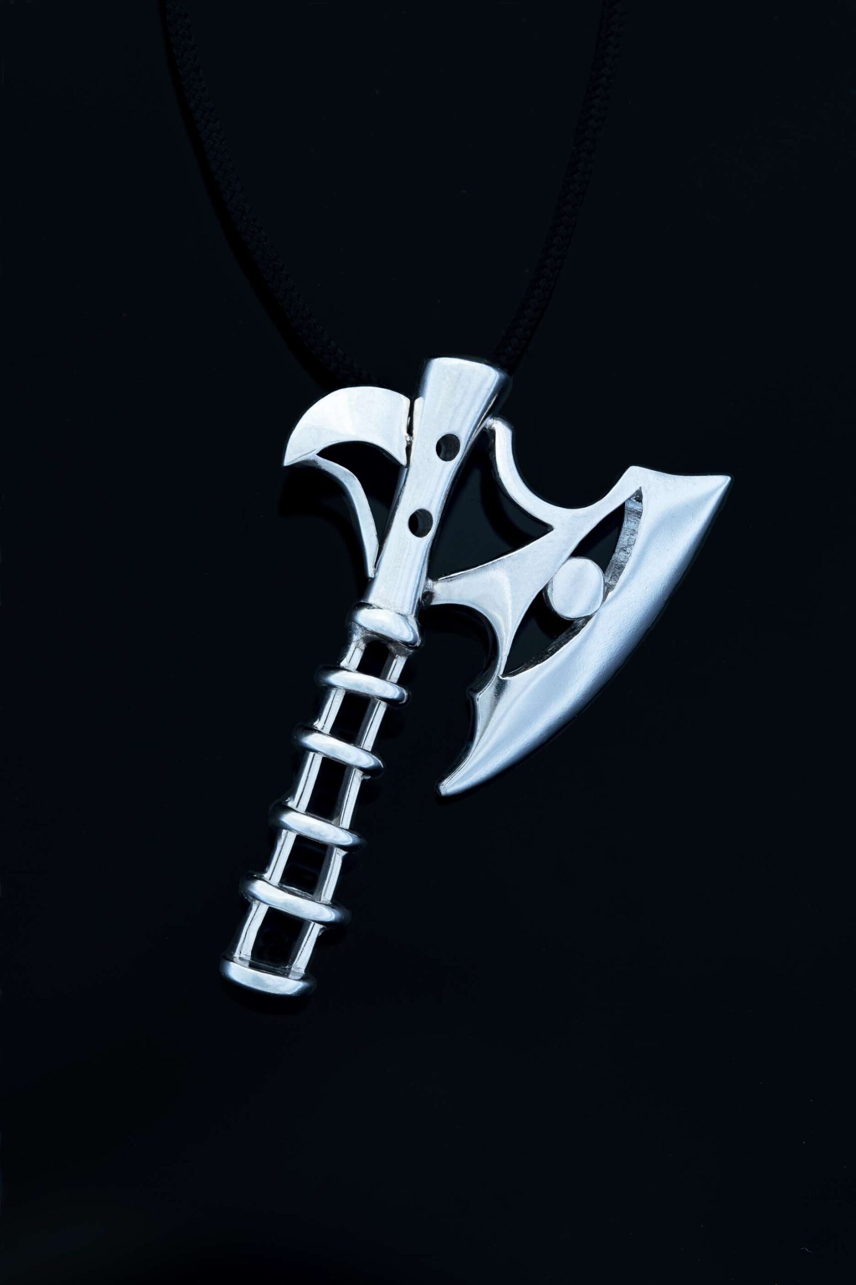 Eye Axe - Dora Kounaki